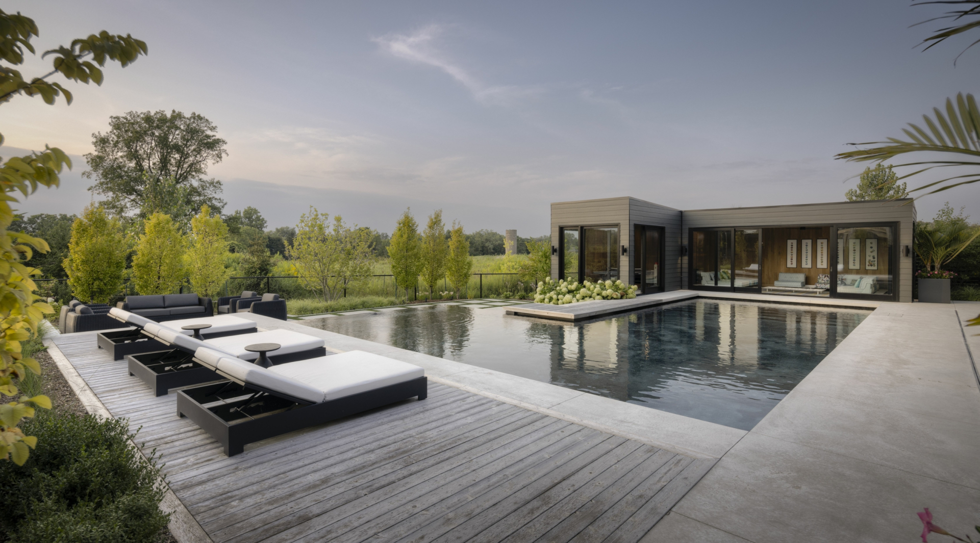 Modern Oasis | Earthscape Landscape